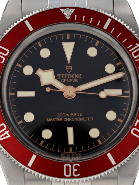 39605: Tudor Black Bay Burgundy, Ref. 7941A, 2024 Full Set Like NEW ...