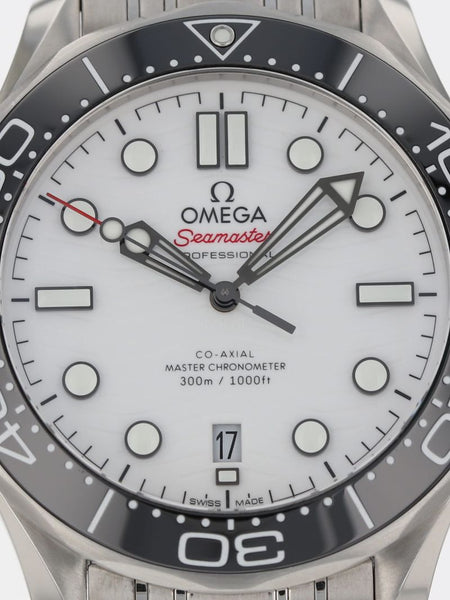 41431: Omega Seamaster Diver 300M, Ref. 210.30.42.20.04.001, Box and O ...